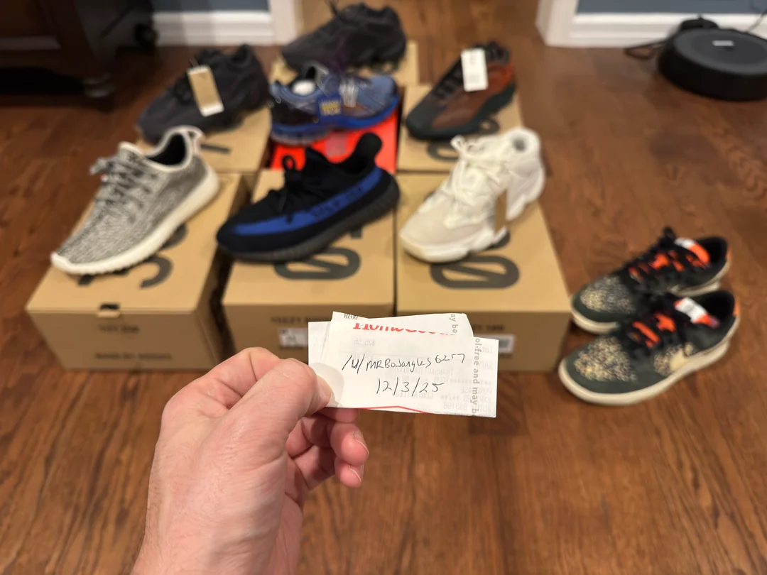 10.5, 11. DS New Balance, DS Yeezy, Dunks