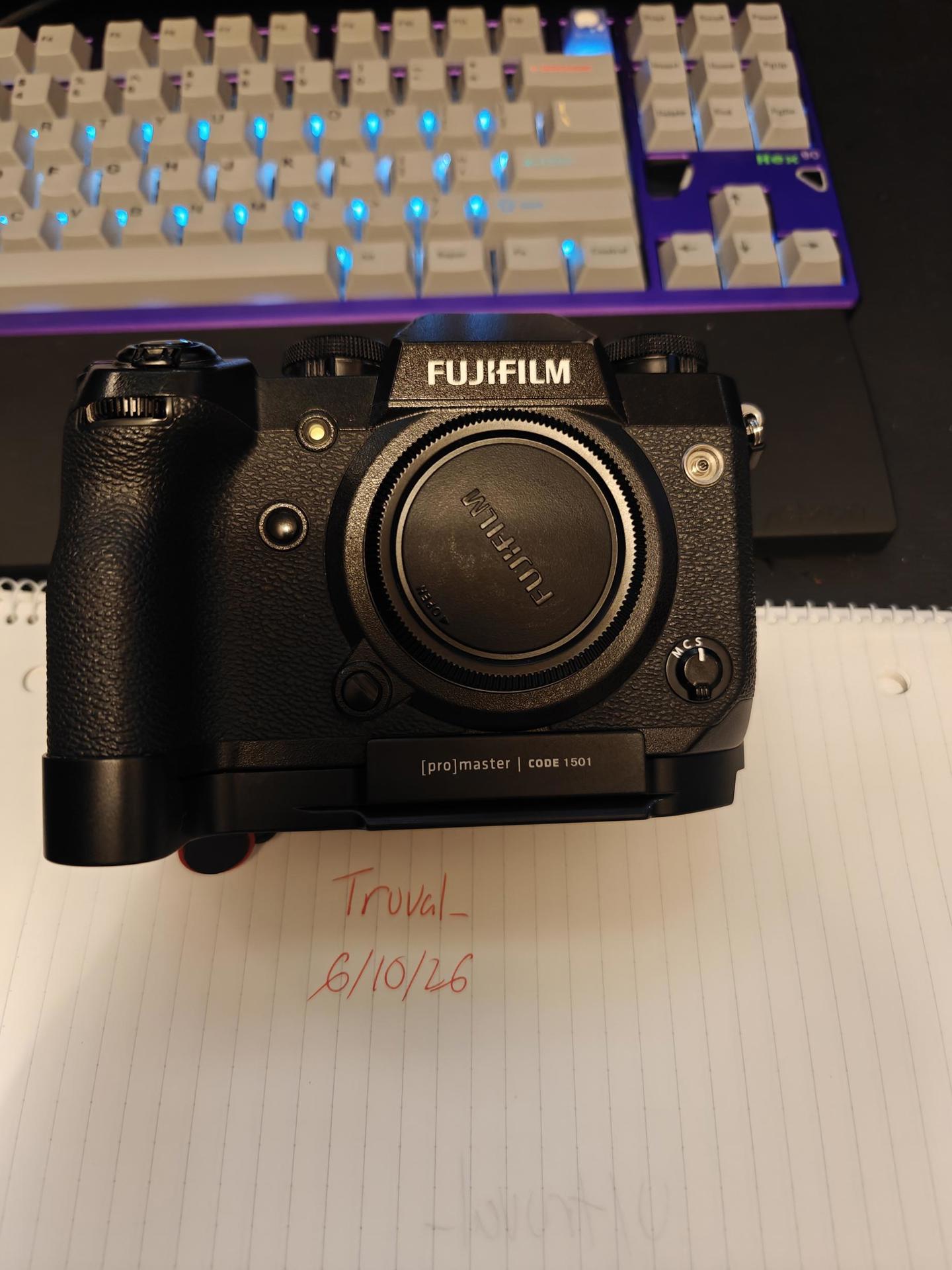 Fuji XH-1 + Grip, 50-140 2.8, 16-50 mk1, 10-24 R (Non-WR), Godox ...