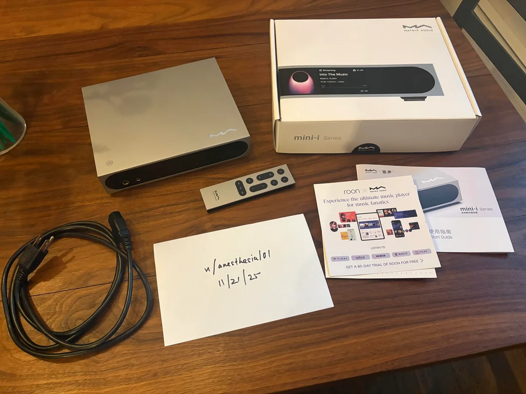 Matrix Audio mini-i Pro 4 streamer, Hasehiro UMU-191M Mk3 speakers