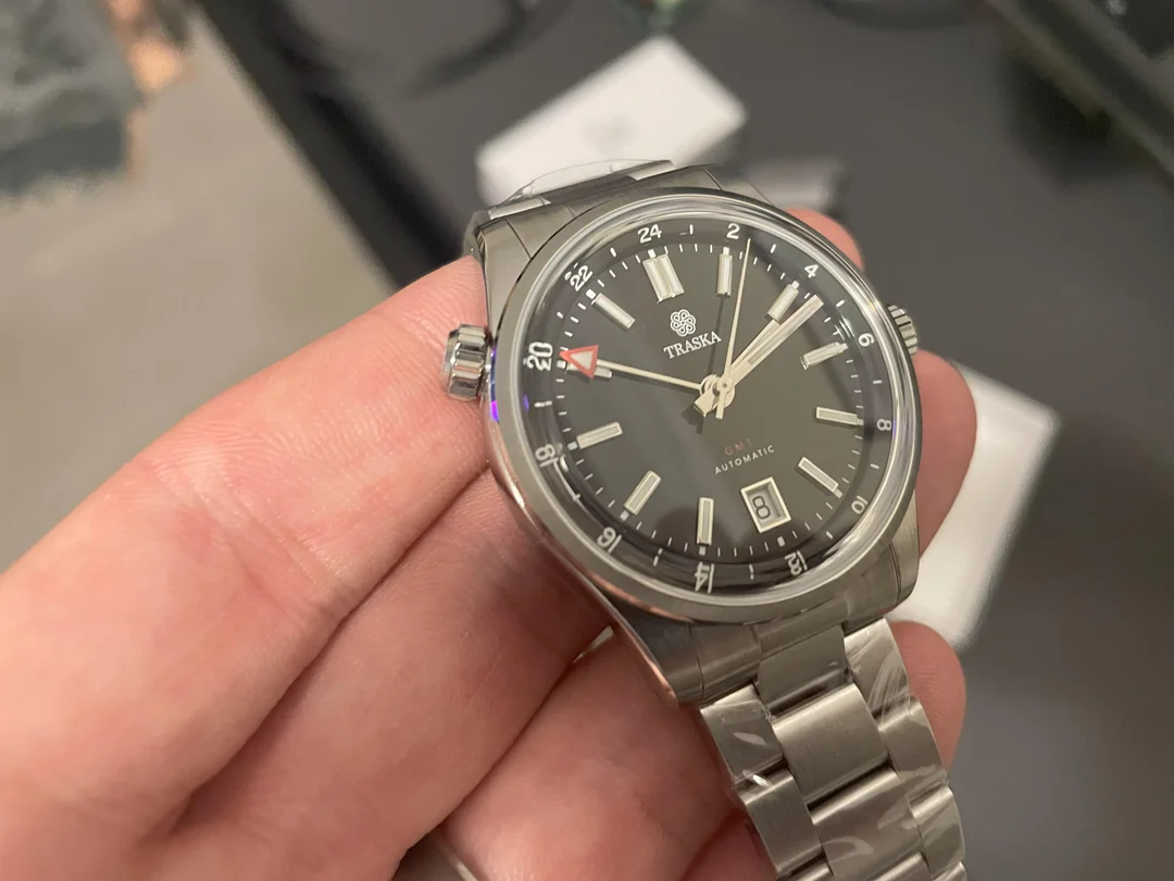 New Traska Venturer GMT v4 Carbon Black Full Kit